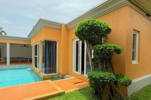 3-BR Villa at Siam Royal View Pattaya close to East Pattaya 📌 Villa for ...