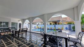Newly Renovated With Spacious Layout! 3 Bedroom Pool Villa In East ...