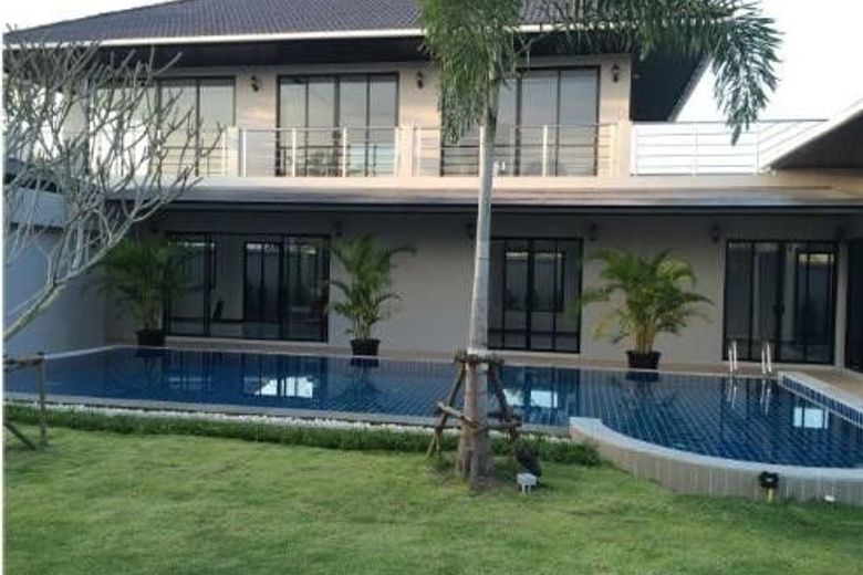Bua Sawan Villa, - 2 Houses for sale and rent | Thailand-Property